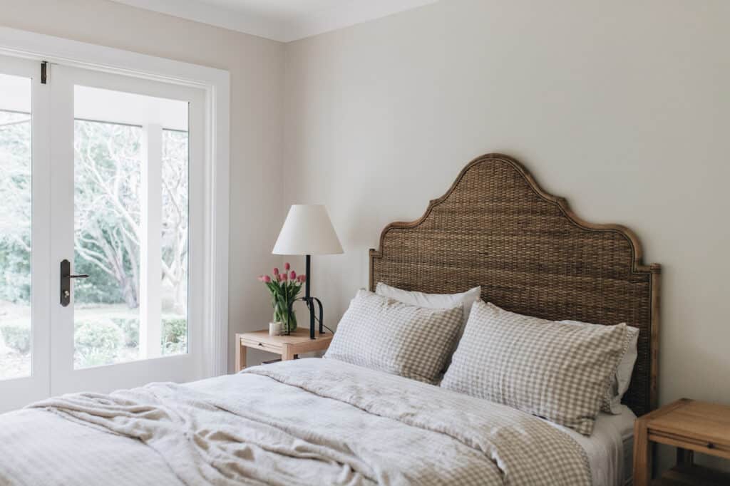 Amara Scalloped Bedhead